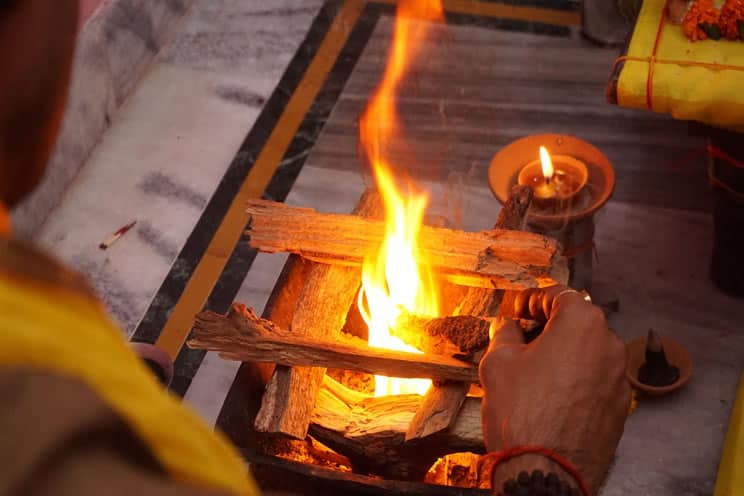 The Significance Of Fire In Hindu Rituals And Ceremonies - eGod